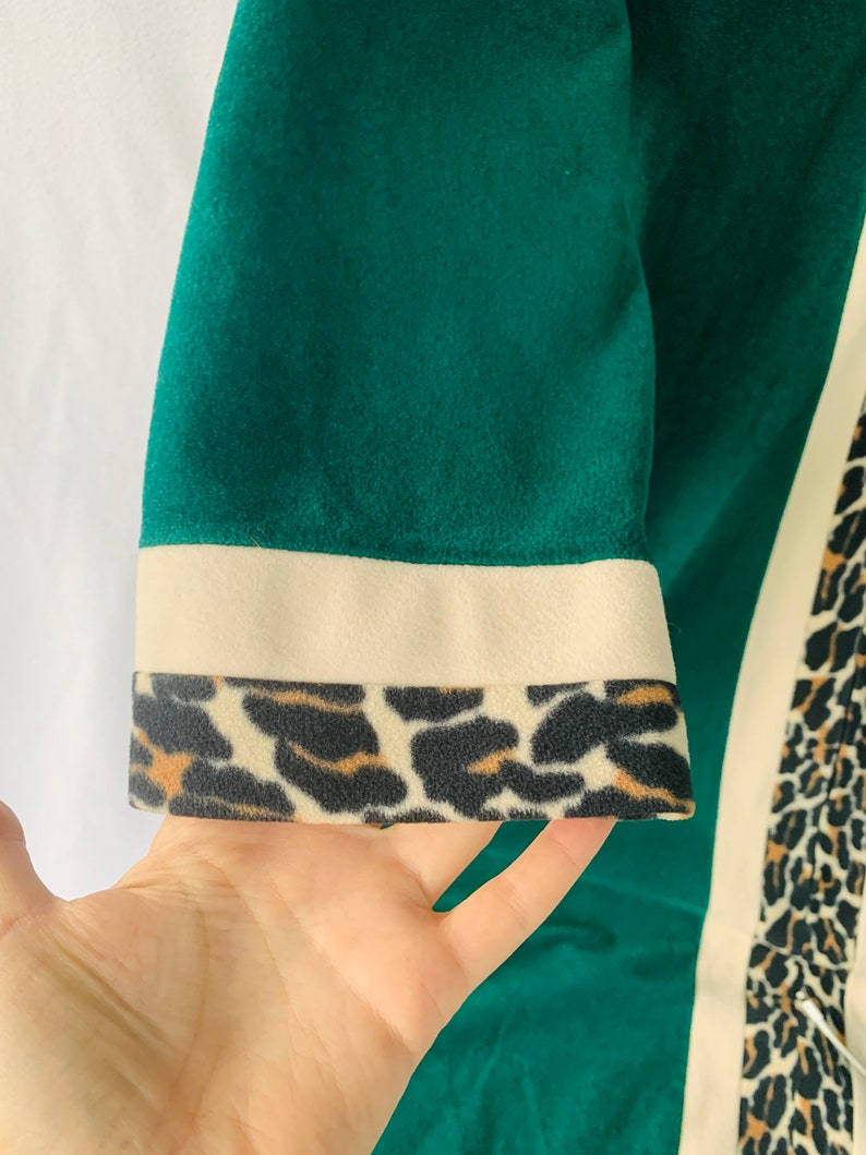 Amazing Vintage Robe. Emerald Green With Cream and Leopard Stripes Down ...
