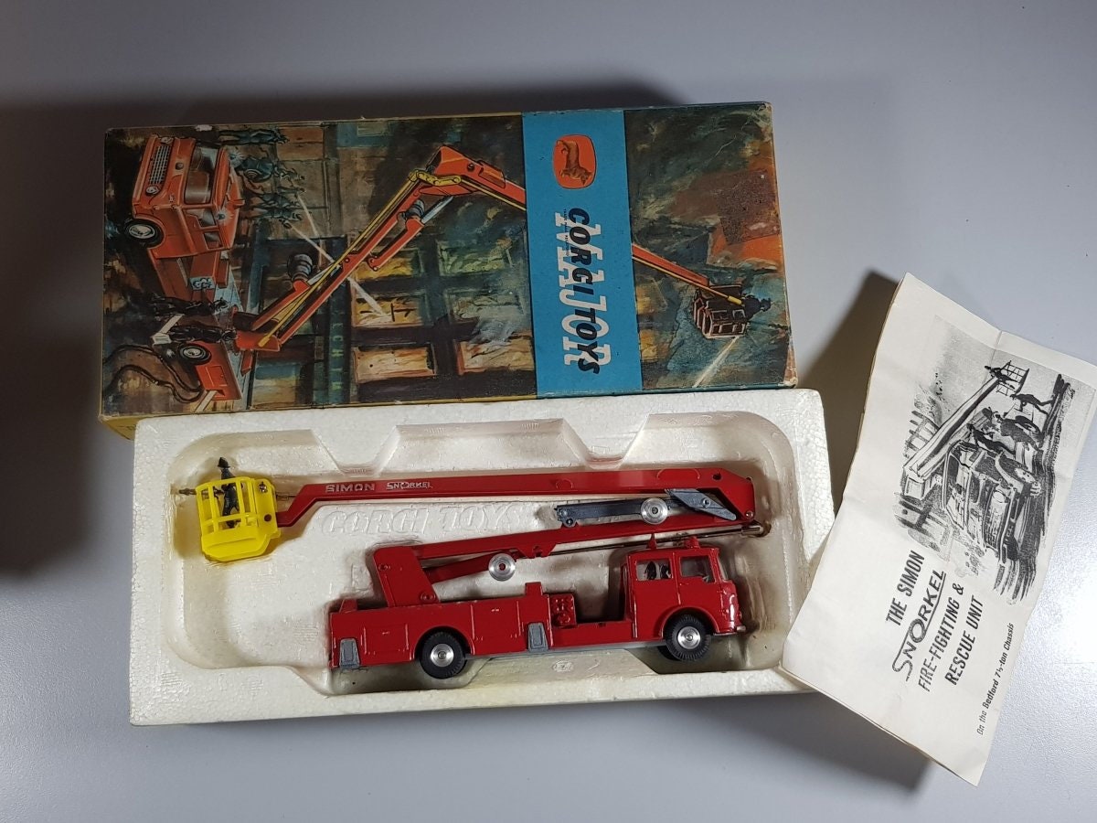 Simon Snorkel Fire Engine N1127 Corgi Toys 1/43 With Box - Etsy