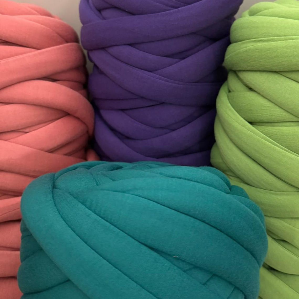 Jumbo Tube Yarn, Giant Chunky Bulky Yarn for Knitting DIY Projects, Arm ...
