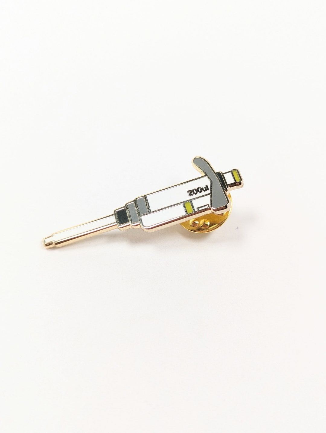 Cute 200 Ul Laboratory Hard Enamel Micropipette Pin | Yellow Science ...
