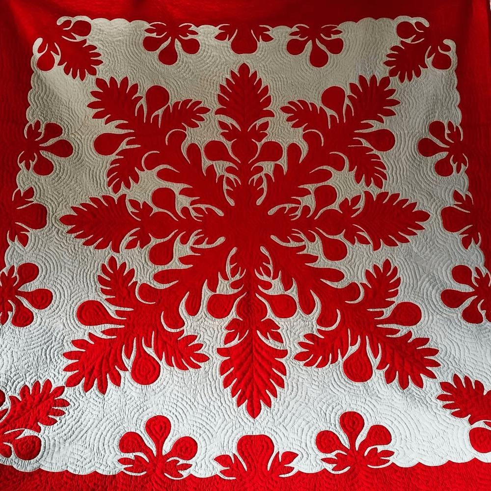 Hand Quilted Ulu Bedspread: Traditional Hawaiian Quilt With Pillow ...
