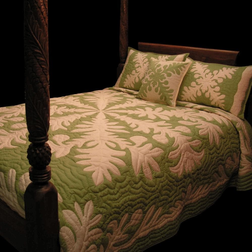 Reversible Ulu Quilt Bedspread: Hand-quilted Hawaiian Pattern - Etsy