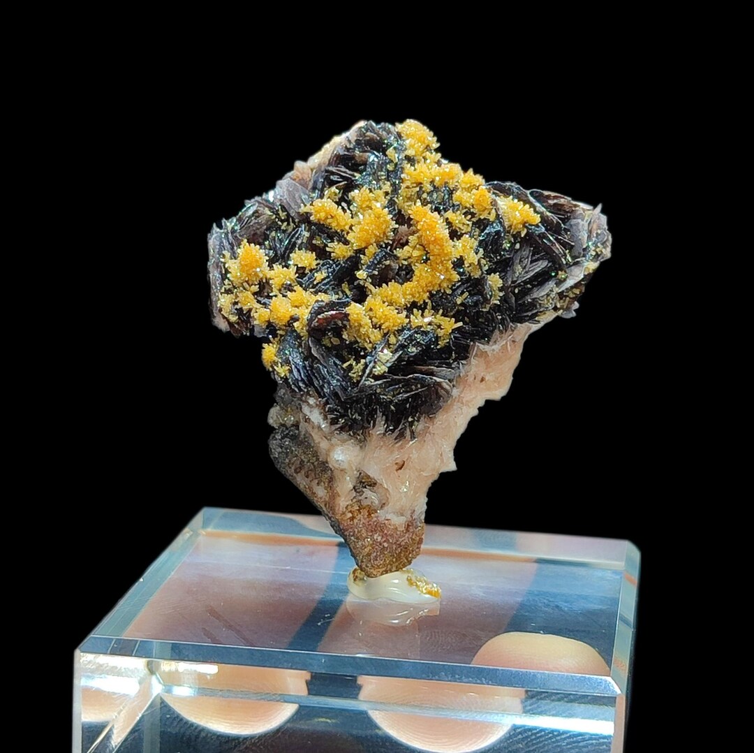 Golden Vanadinite With Barite – New Find From Midelt, Morocco- 5x4cm ...