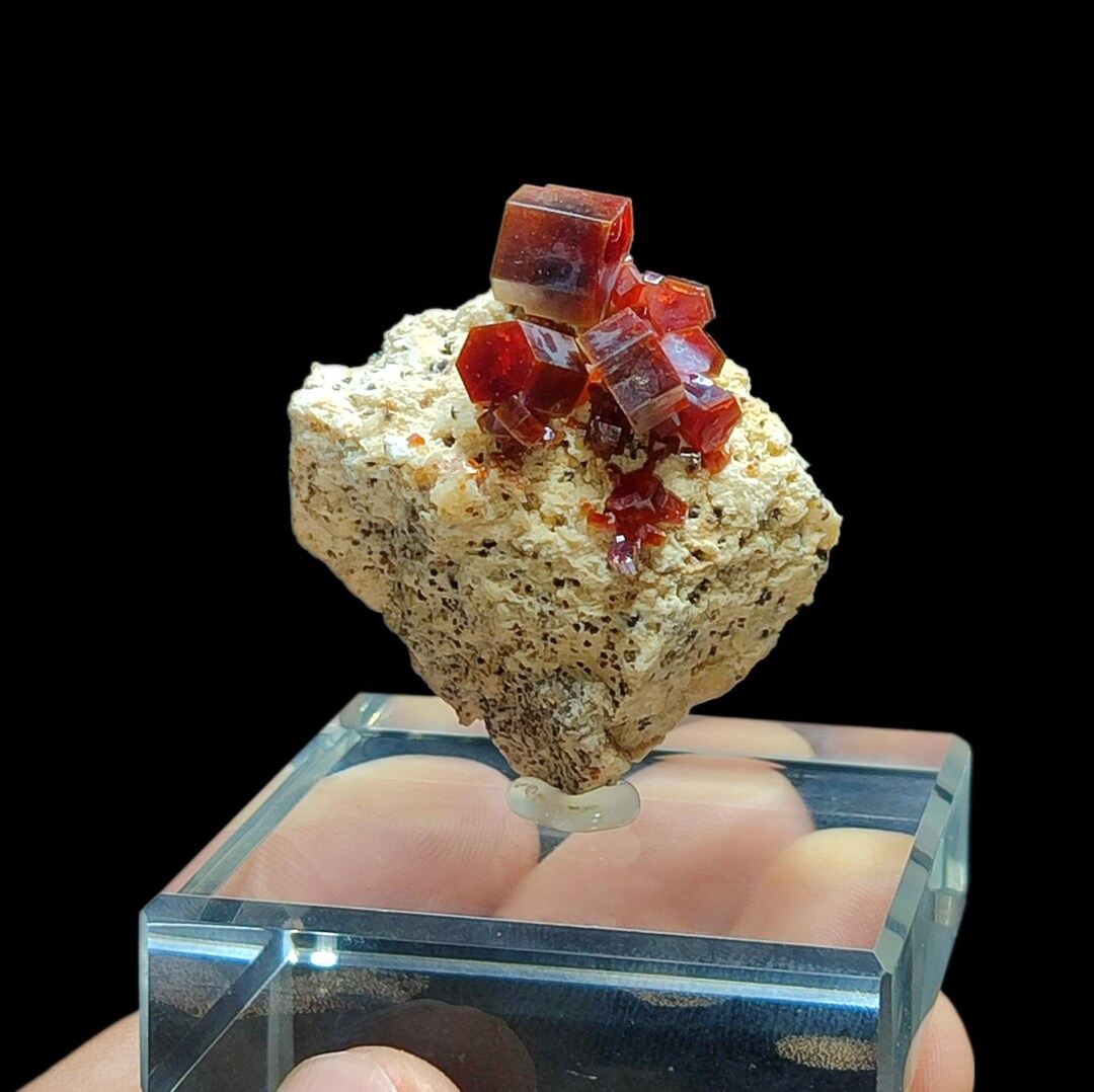 Red Vanadinite Crystal – Natural Vanadinite From Midelt, Morocco:4 ...