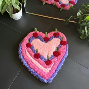 Handmade Heart Cake Tufted Rug, Cute Trendy Vintage Home Decor ...