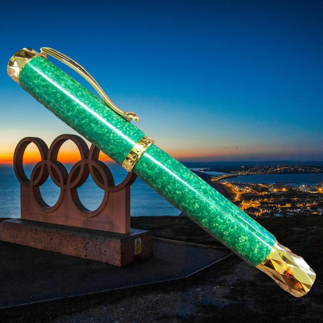 Atrax Fountain Pen the Green & Gold Olympian. Custom Hand Made Fountain ...