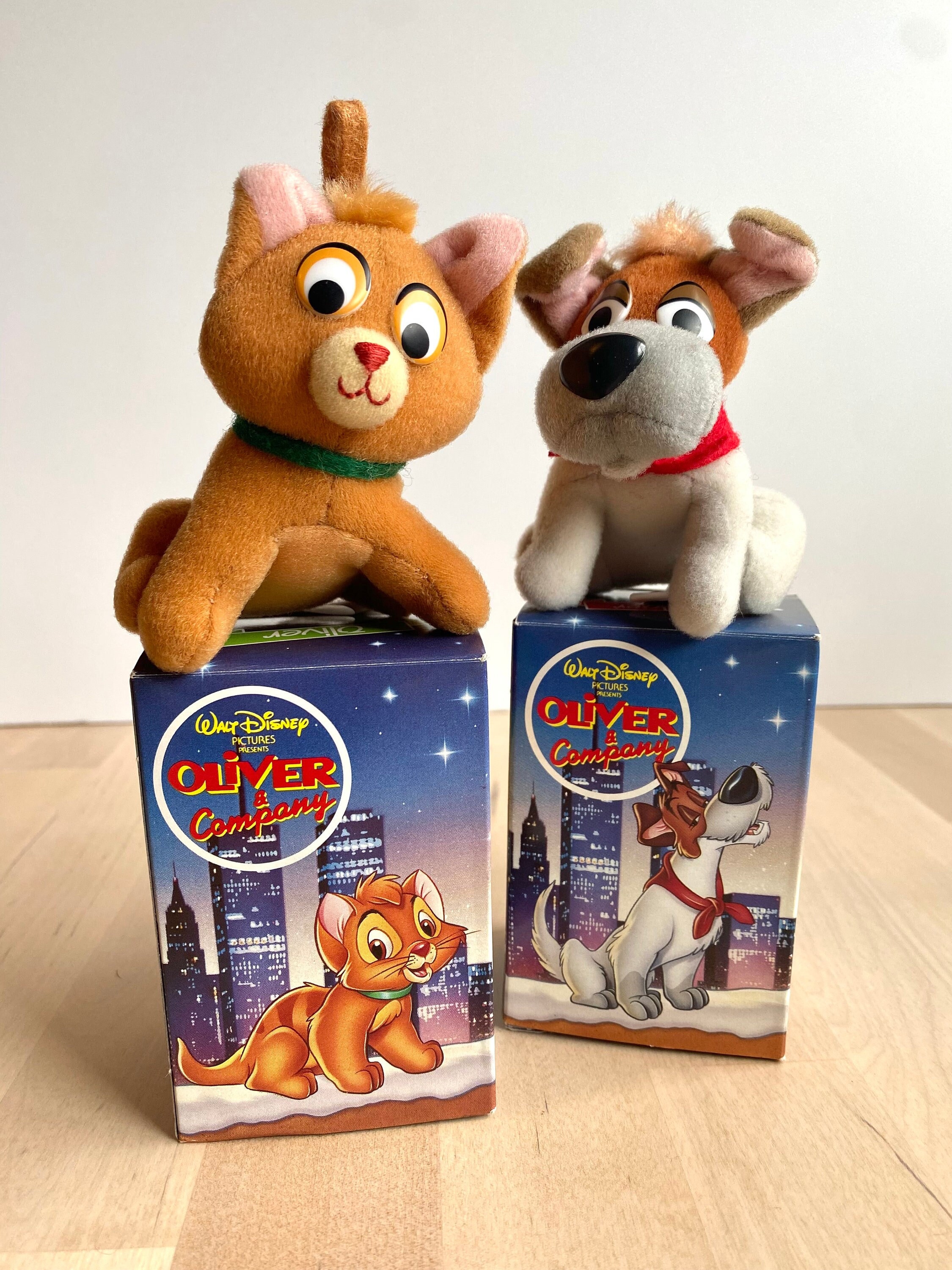 Oliver And Company Rita Plush