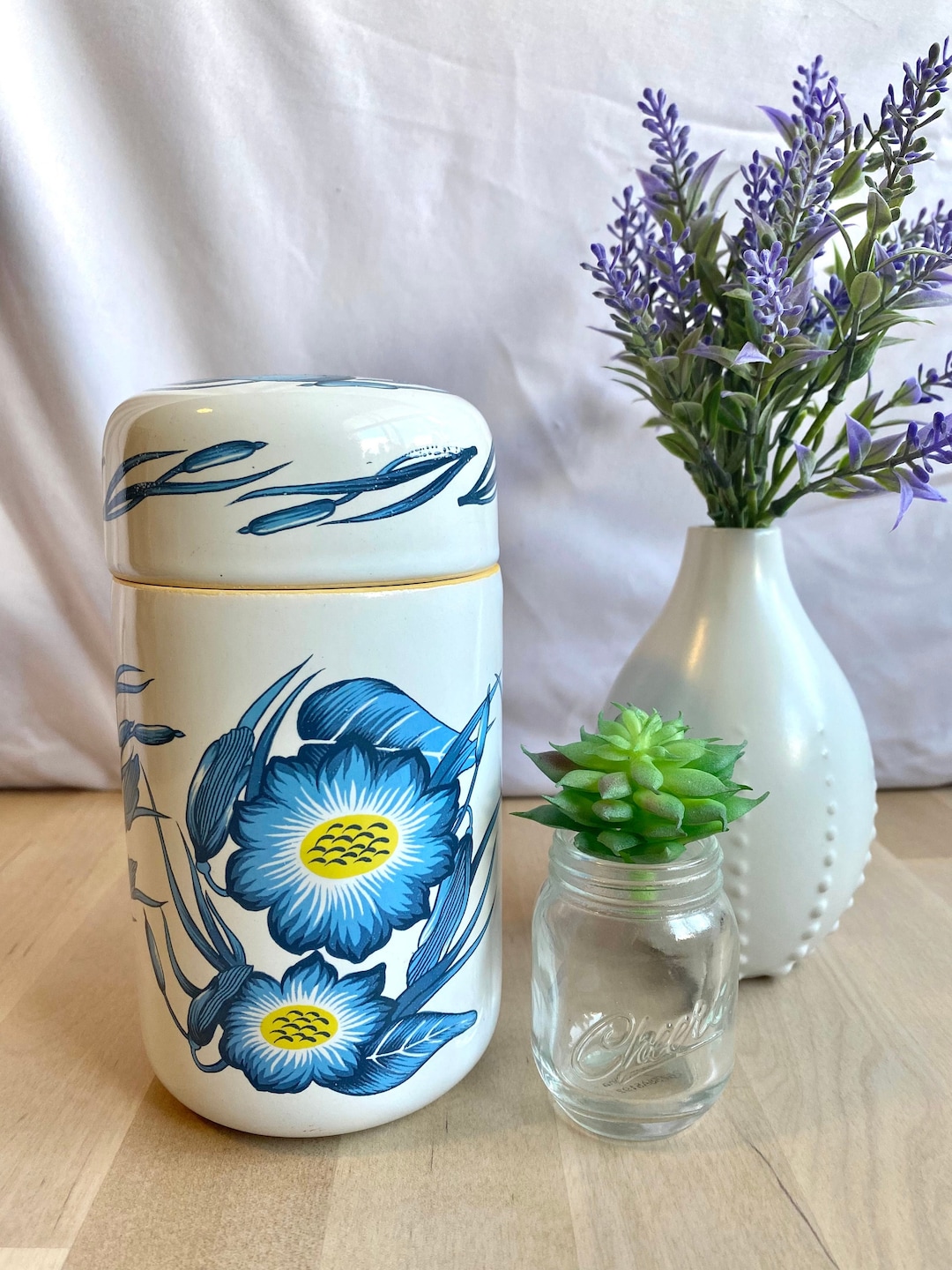 Vintage Retro Aquarius Blue Floral Lidded Ceramic Bath Powder Container ...