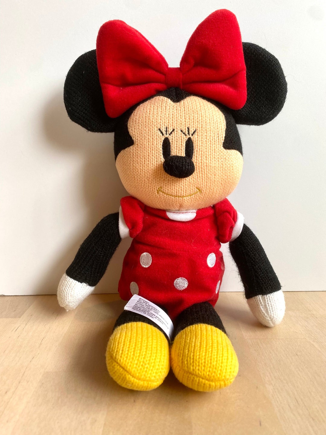 Rare Walt Disney World Disneyland Minnie Mouse Knitted Yarn Sock Rag ...