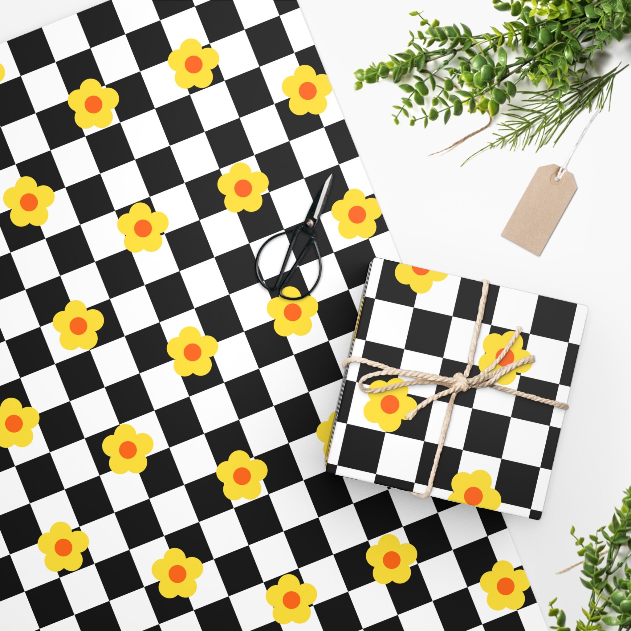 Checkered Wrapping Paper Roll Black and White Yellow Daisies - Etsy