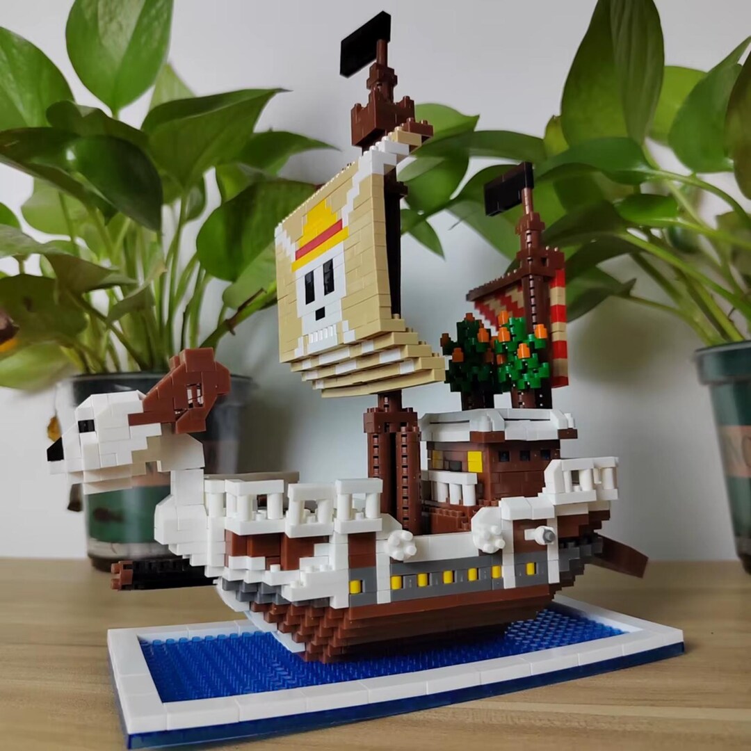 Lego One Piece – Straw Hat Pirate Ships, Going Merry & Thousand Sunny ...