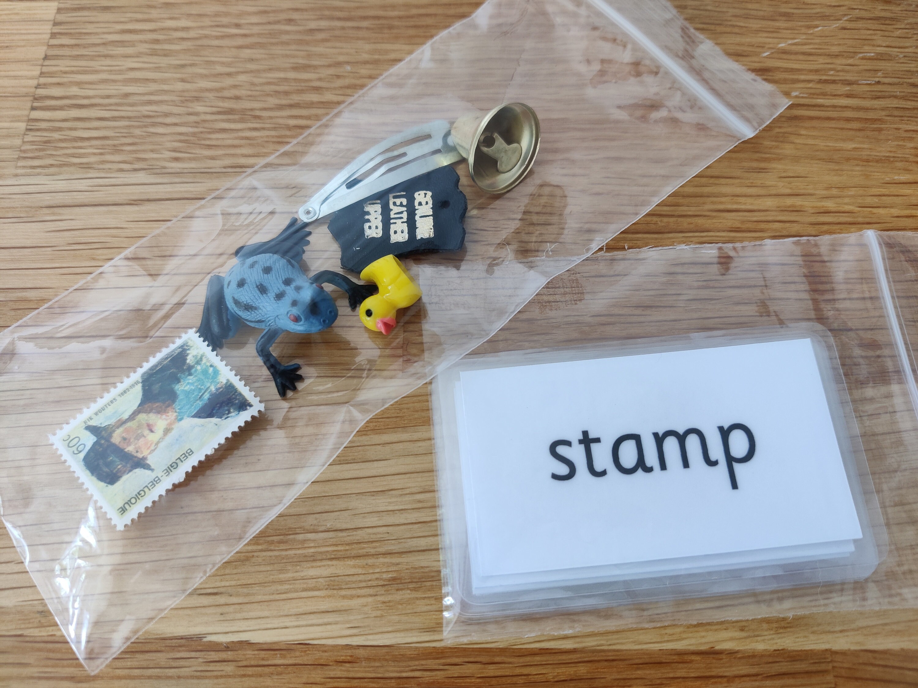 Montessori Blue Objects and Words for Early Readers. Box 3. UK Only ...