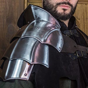 Handmade Steel Mordred Single Pauldron - Medieval Cosplay Armor - Etsy