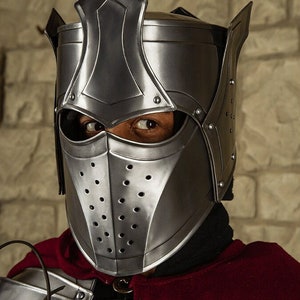 Kaldor Darkened Helmet - Handcrafted Medieval Knight's Armor, for ...