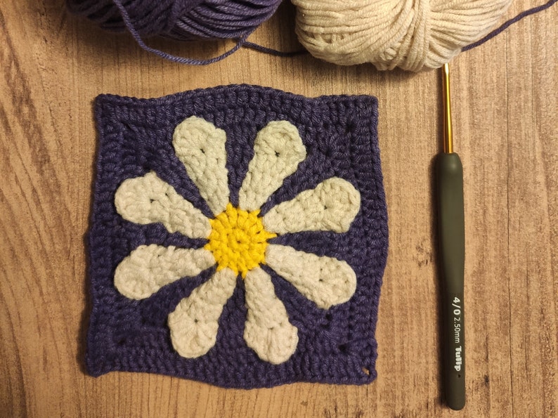 3D Retro Daisy Crochet Granny Square Pattern | Daisy Granny Square ...