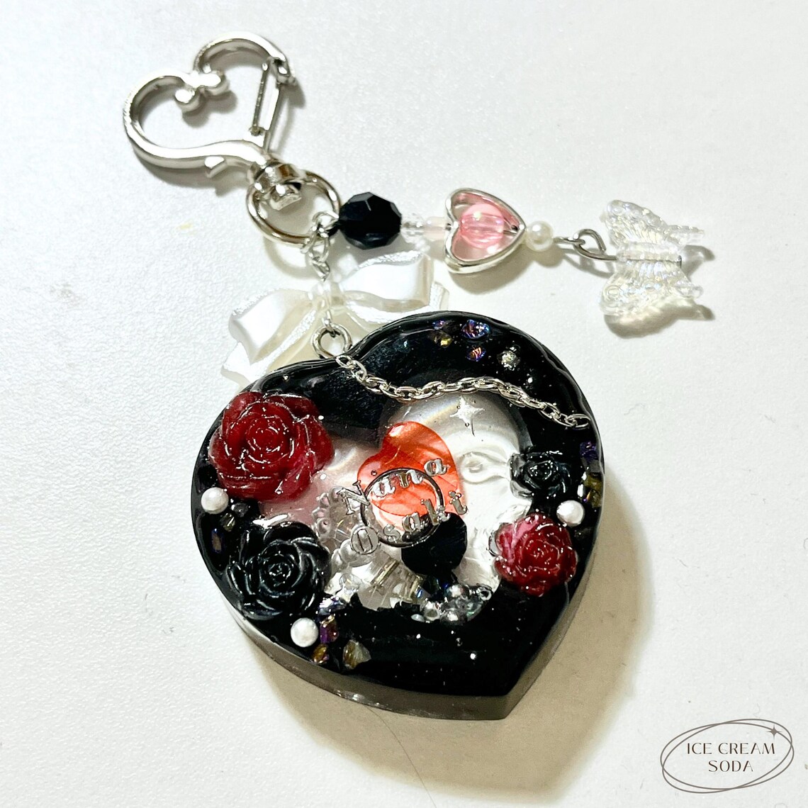 Wluvsoo Collab | Nana Aesthetic Black Pink Heart Resin Shaker (kawaii ...