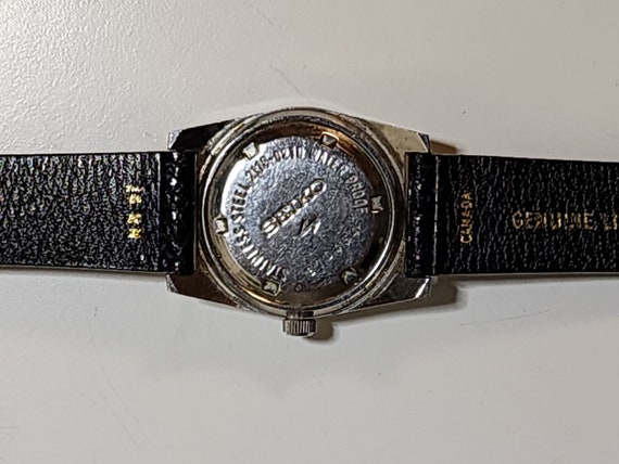 Seiko Vintage 17 Jewels Silver Dial Date Manual Watch… - Gem