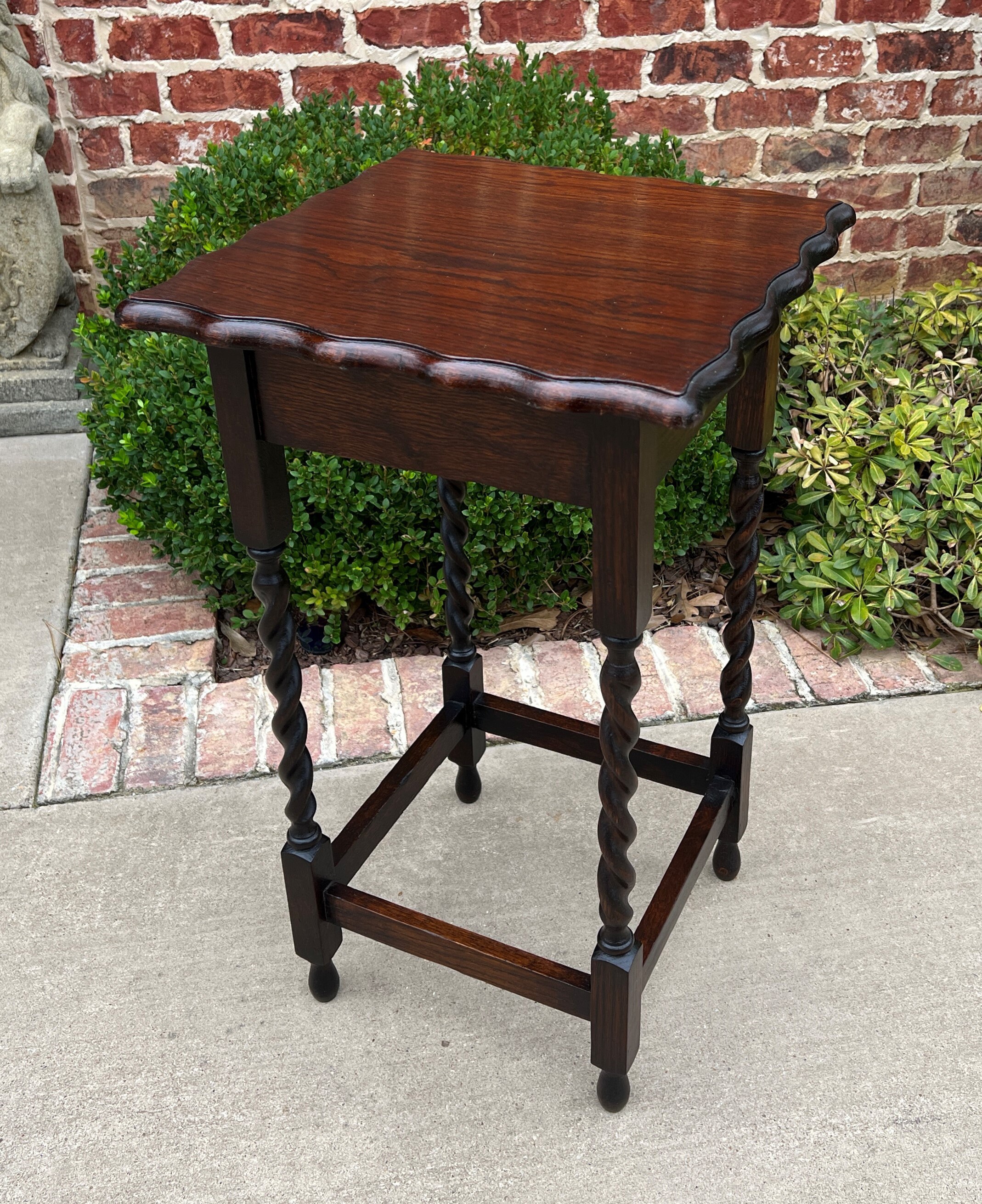 Antique English Dark Oak End Table Barley Twist Pie Crust Edge Square Side Table - Etsy