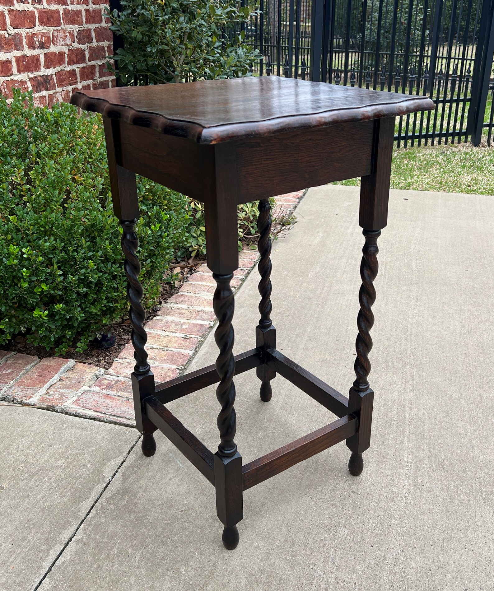 Antique English Dark Oak End Table Barley Twist Pie Crust Edge Square Side Table - Etsy