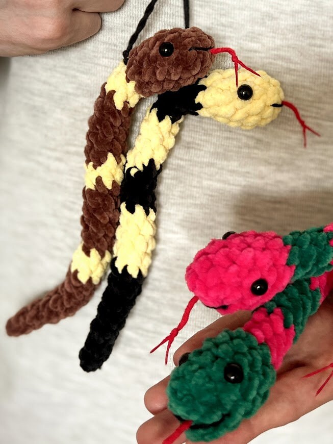 Snake Keychain Plush CROCHET PATTERN Pdf Crochet Snake - Etsy