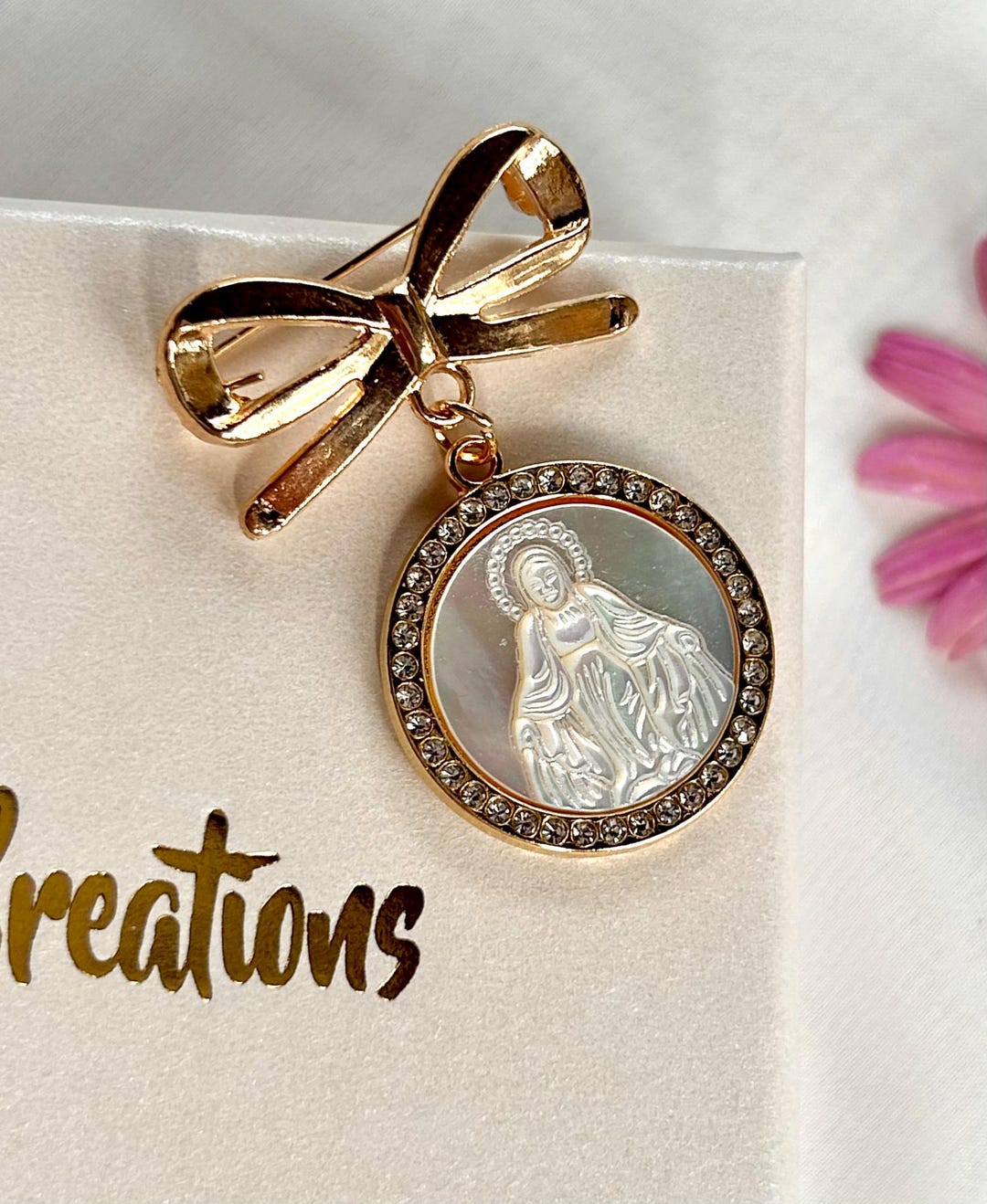Pin Virgin Mary/virgin Mary Brooch/catholic Gift/protection Pin/baptism ...