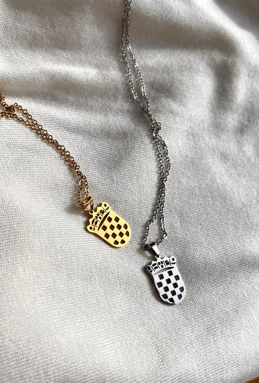 Traditional Croatian Crest/croatian Flag/ Croatia Coat of Arms ...