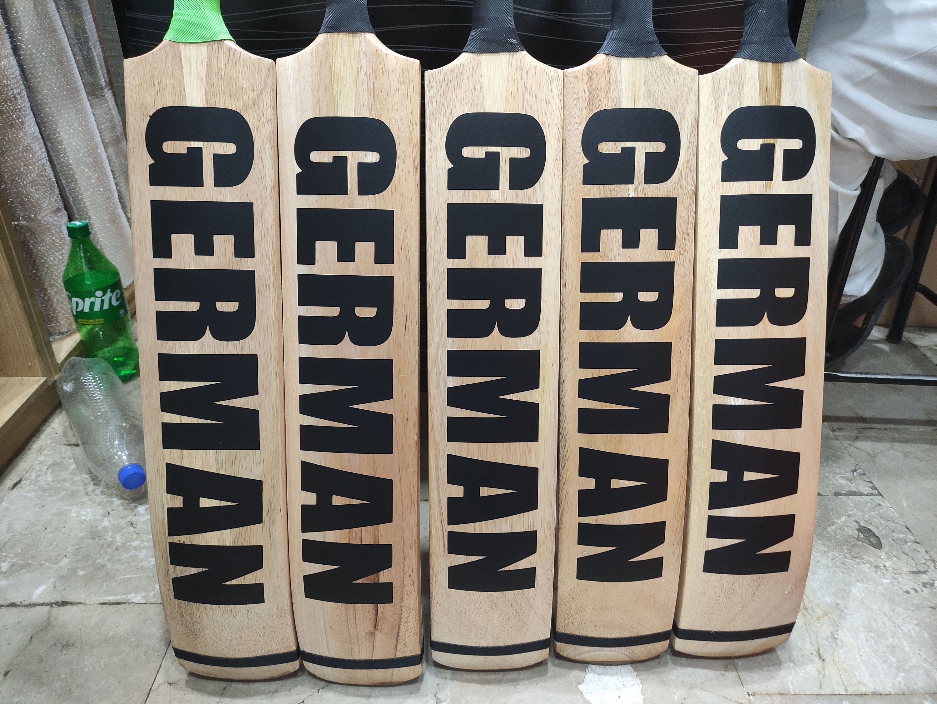 Tennis Cricket Bat Coconut Willow Lightweight With Full Control for ...