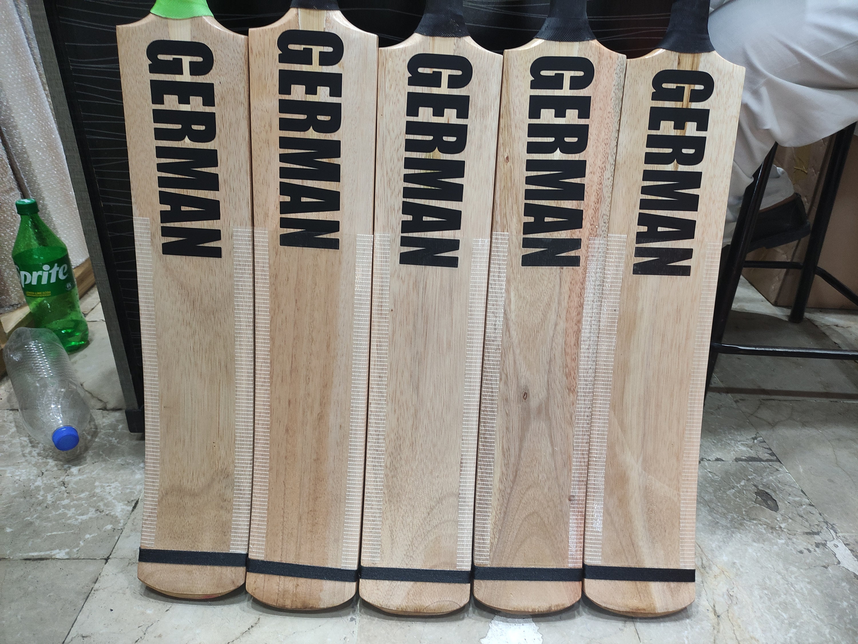 Tennis Cricket Bat Coconut Willow Lightweight With Full Control for ...