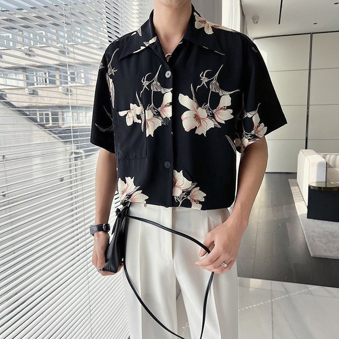 Floral Graphic Short Sleeve Shirt Japanese Style Shirt - Etsy