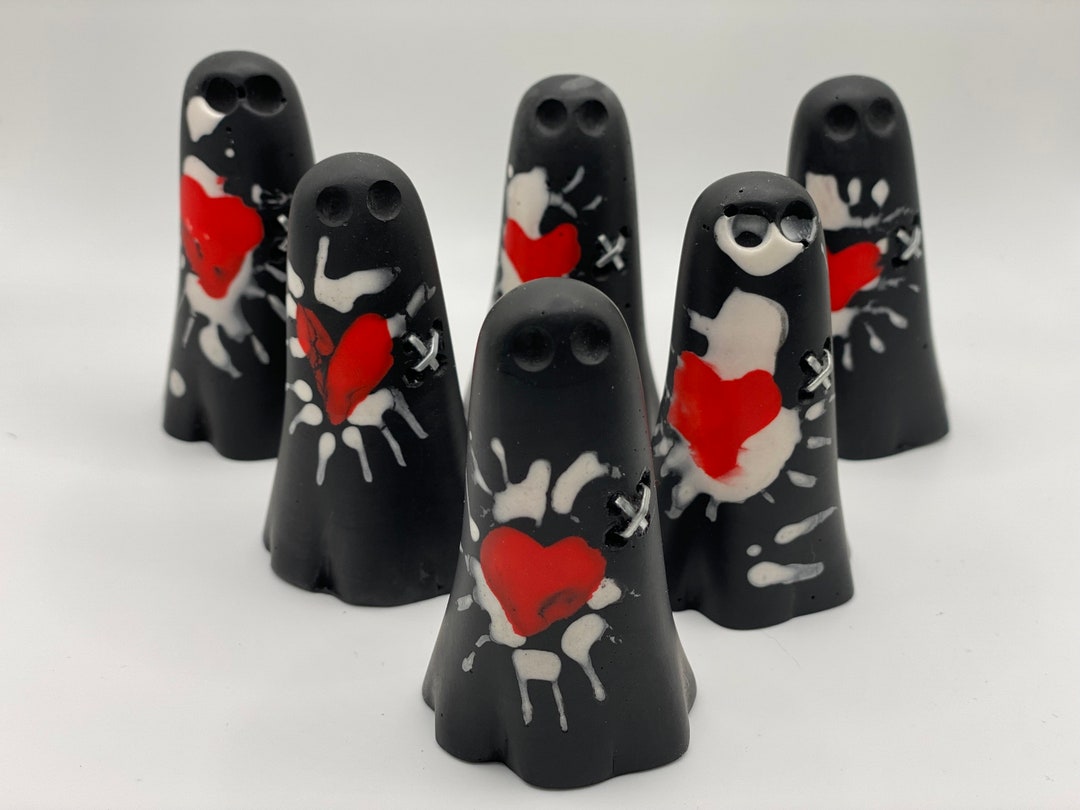 Old Goole Ghouls Sacred Heart Valentine Ghost Black & White With Red ...