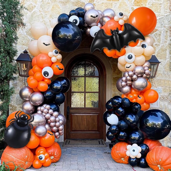 Halloween balloon garland store