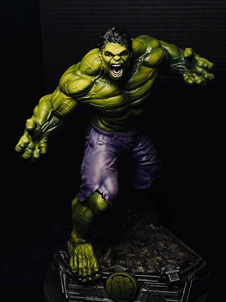 1:6 Scale Hulk Resin Statue | Incredible Hulk 16" | Marvel Comics ...