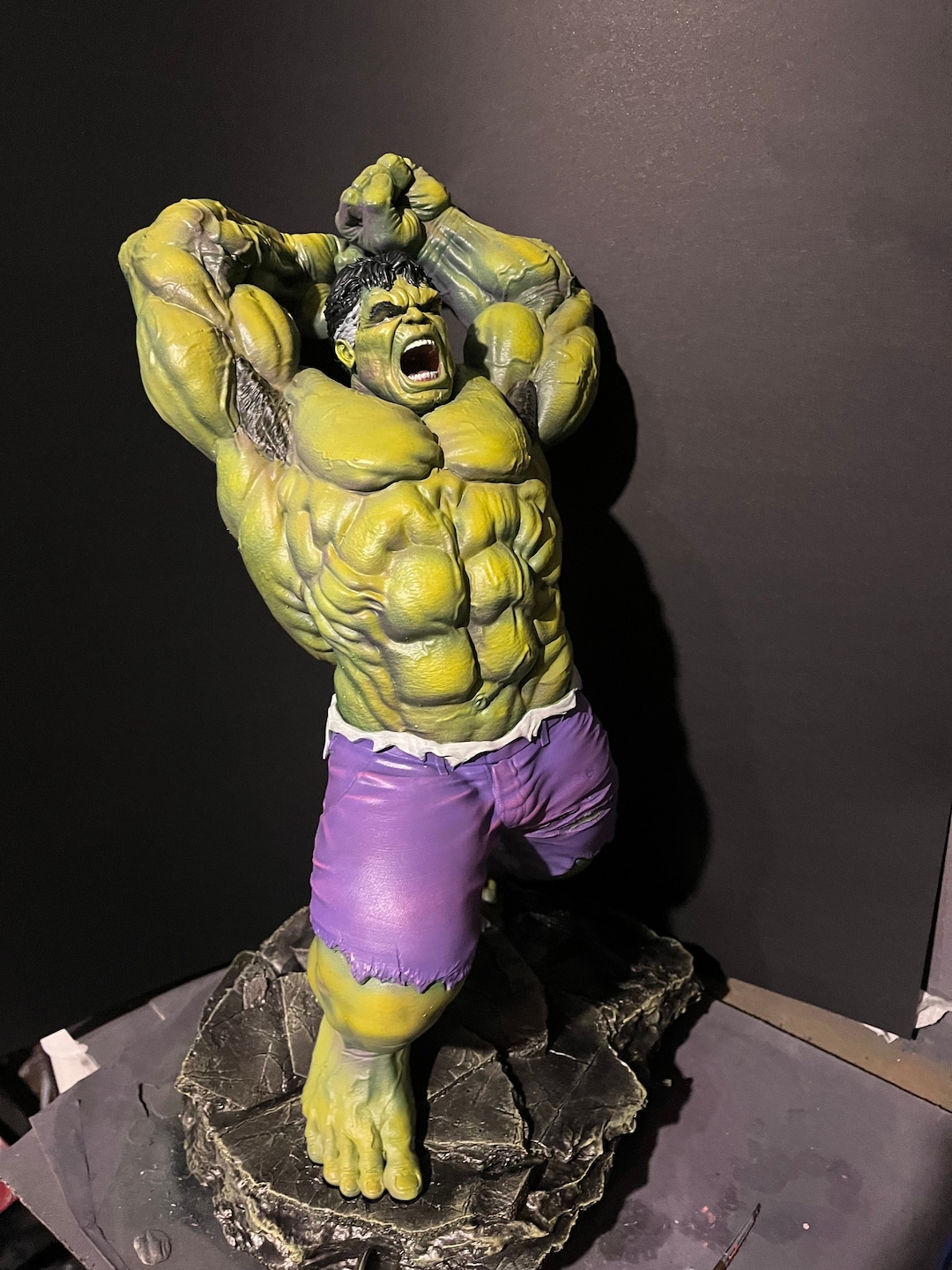 1:6 Scale Incredible Hulk Hand Painted Statue 16" Tall - Etsy
