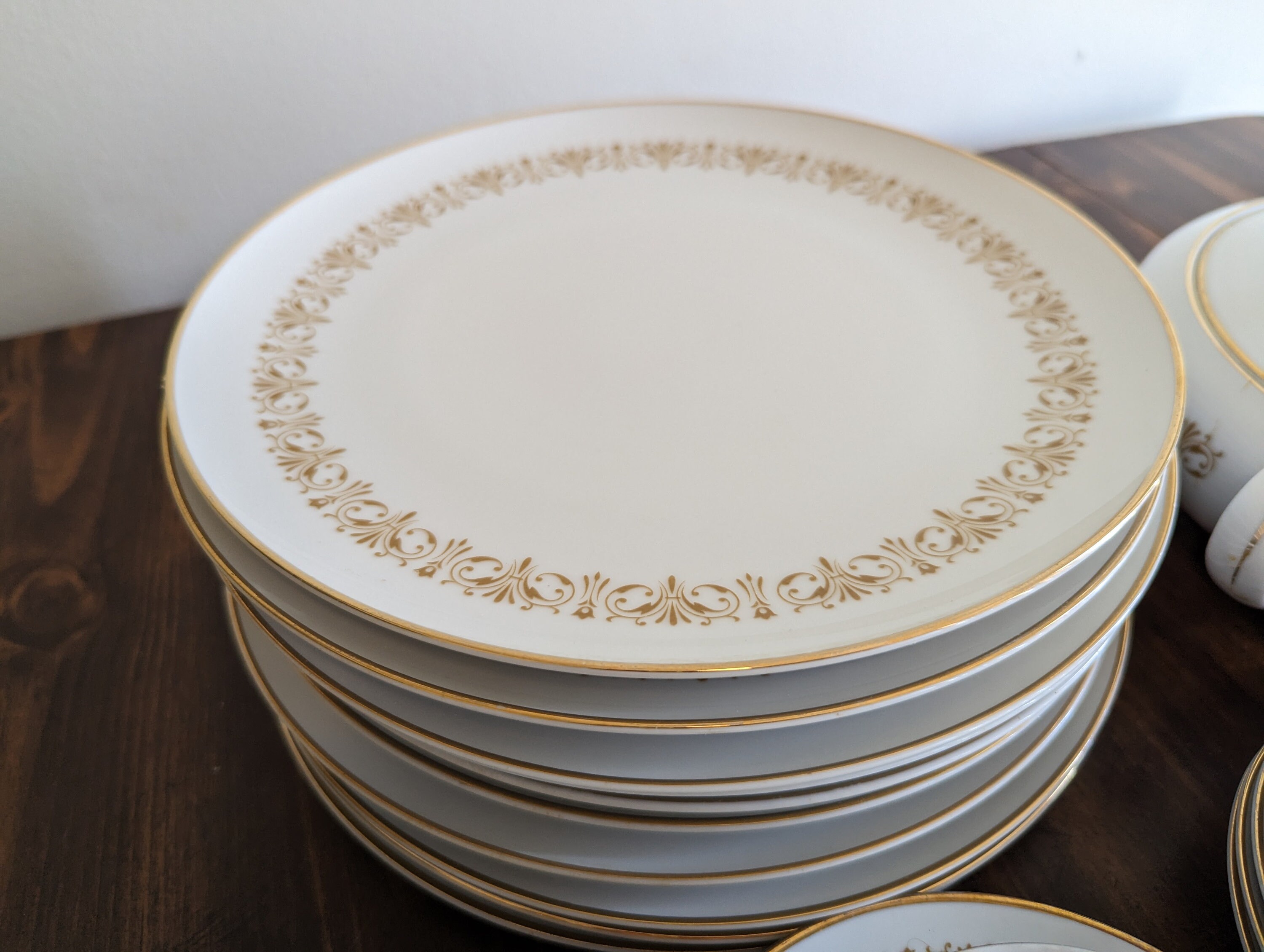 22 Piece Sheffield Imperial Gold 504 Y Fine China Set - Etsy