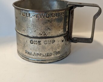 Vintage Fairgrove Five Cup Metal Sifter,flour Sifter,vintage Flour ...