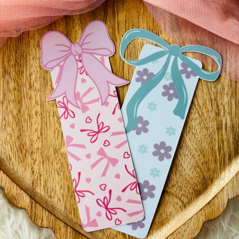 Handmade Bow Bookmark: Laminated Book Lover Gift - Etsy