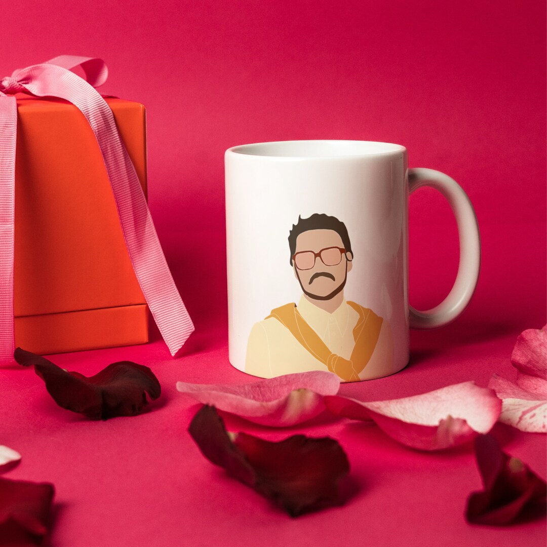 Pedro Pascal Unique Faceless Portrait Mug, Ultimate Pedro Pascal Fan ...