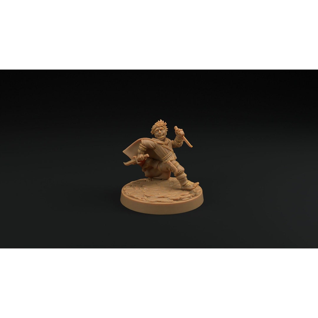 Quinkin, Halfling Rogue - 3d Printed Miniature by Dragon Trappers Lodge ...
