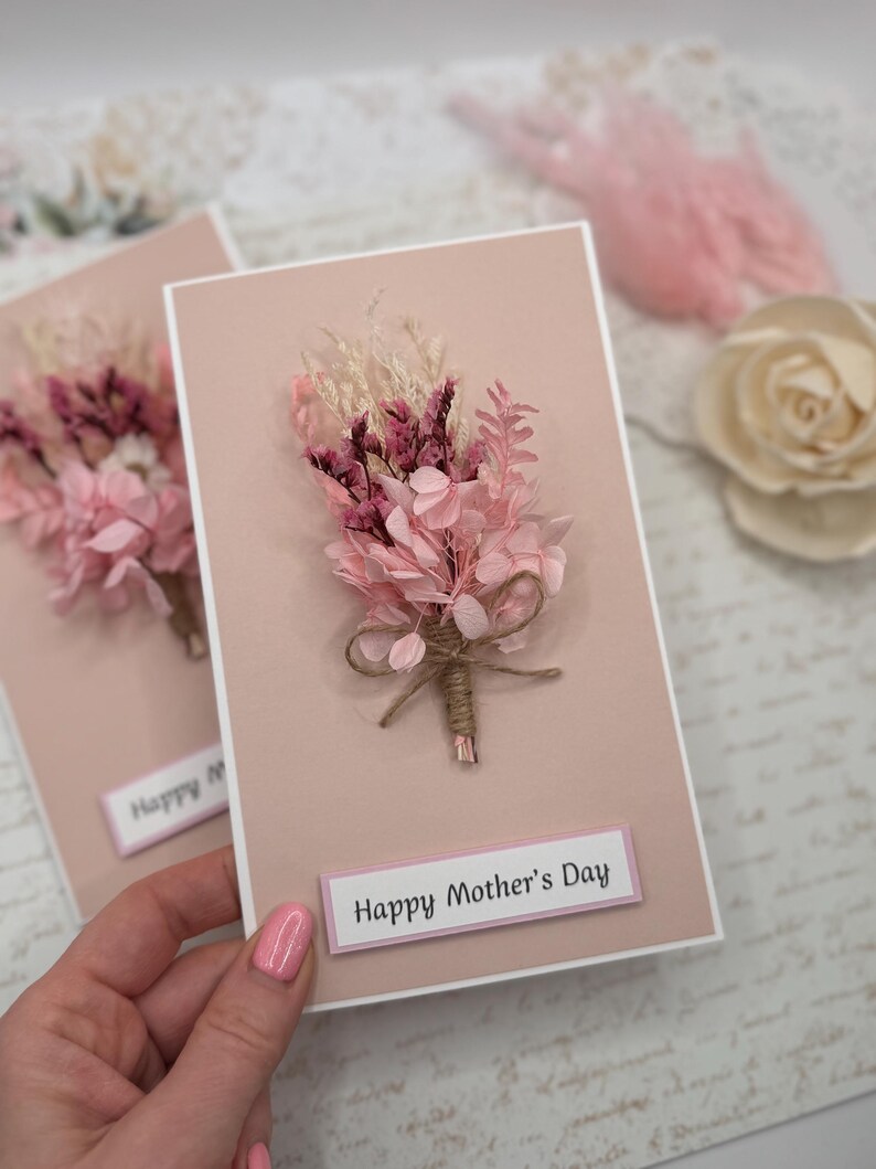 Handmade Dried Flower Mother's Day Card | Personalized Floral Gift - Etsy