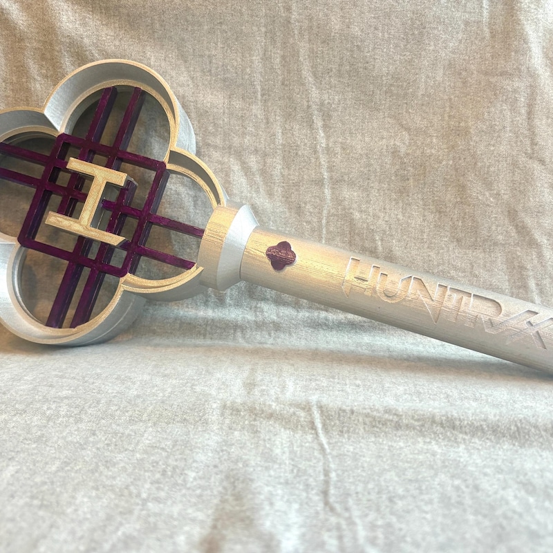 Huntrix Lightstick Stand - Etsy Canada