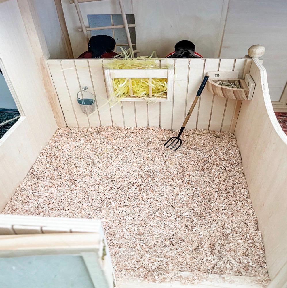Sawdust for Your Breyer Horse Stall!! Includes Sawdust. - Etsy