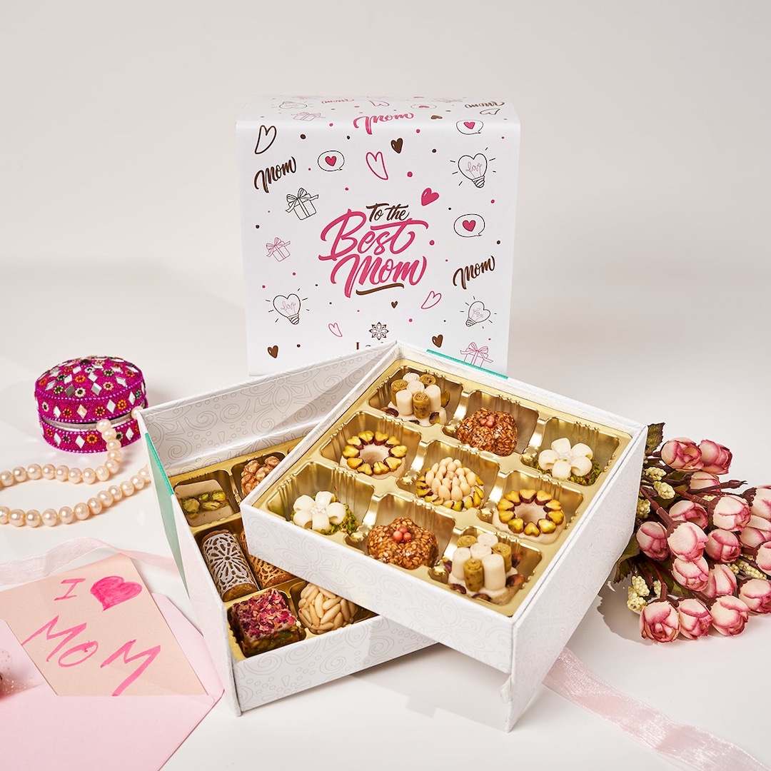 Mother's Day Sweets Gift Box | Luxury Packaging | Vegan - Gluten Free ...