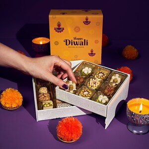 Diwali Gift Box | Luxury Packaging | Vegan - Gluten Free | 23 Pieces - Etsy