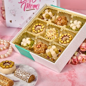 Mother's Day Sweets Gift Box | Luxury Packaging | Vegan - Gluten Free ...