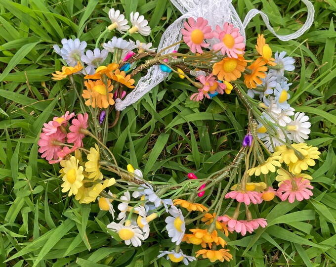 Princess Vibrant Daisy Crown, Flower Tiara, Floral Hair Wreath, Girl ...