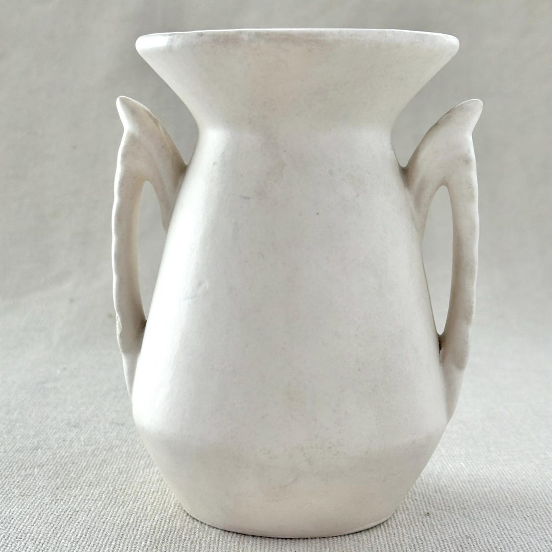 Vintage Haeger Vase , Matte White , Urn Style With Handles , Classic ...