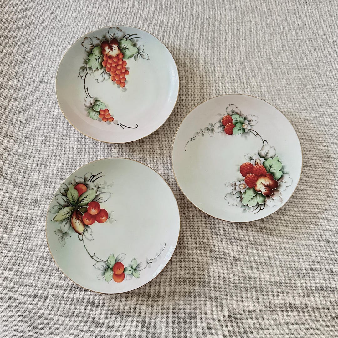 Vintage Nippon Berry Plates, Set of 3. Hand Painted Porcelain Wall ...