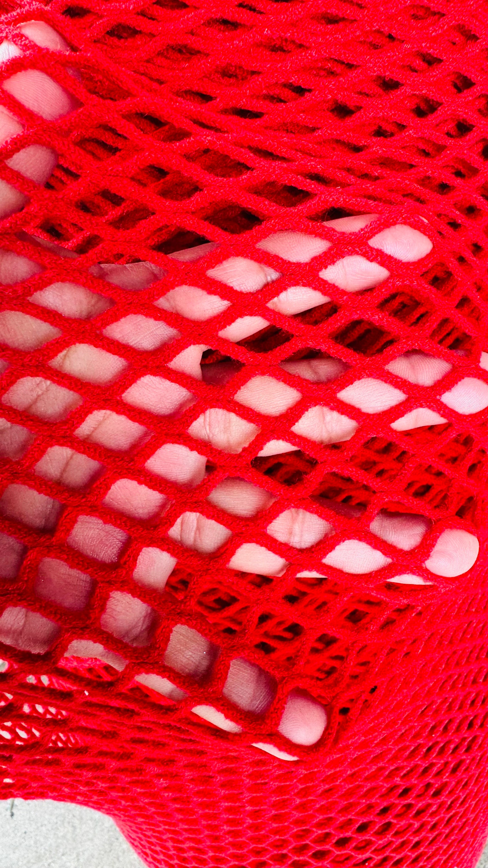Jumbo Fishnet Red Color Spandex Poly Cotton Fishnet 4-way Stretch 58/60 ...