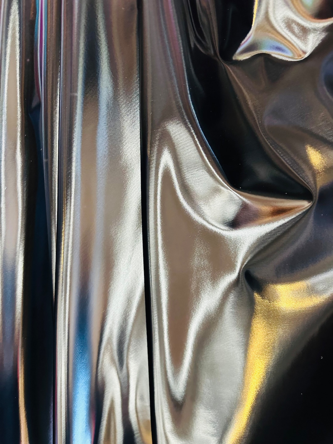 Latex High Quality Reflective Stretch Black Vinyl Super Shiny 4-way ...