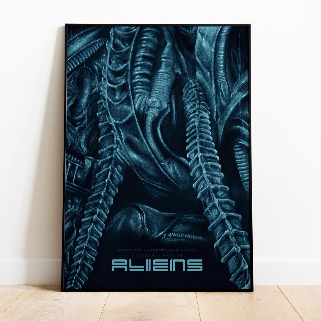 Aliens Poster - Xenomorph - Ridley Scott - Weyland Yutani - Facehugger ...